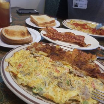 Bethlehem Diner - 56 Photos & 99 Reviews - Diners - 1871 Catasauqua Rd ...