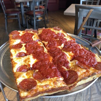 Pi-Squared Pizza - 35 Photos & 42 Reviews - Pizza - 1802 Drayton Rd ...