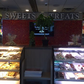 Omega Diner - 117 Photos & 137 Reviews - Diners - 1809 Lakeville Rd ...