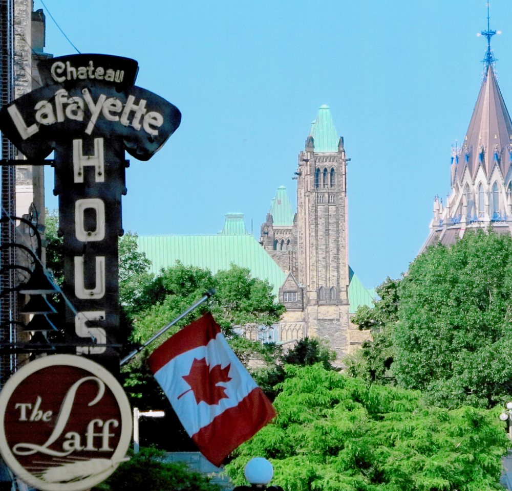 Chateau Lafayette - 33 Photos & 23 Reviews - Dive Bars - 42 York Street ...