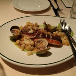 Le Filet - 111 Photos & 95 Reviews - Seafood - 219 Ave du Mont Royal W ...