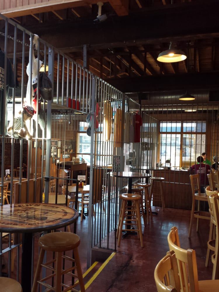 Prison Brews - 85 Photos & 108 Reviews - American (Traditional) - 305 ...