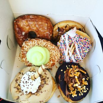 Five-O Donut Co - 92 Photos & 61 Reviews - Donuts - 2241 Ringling Blvd ...