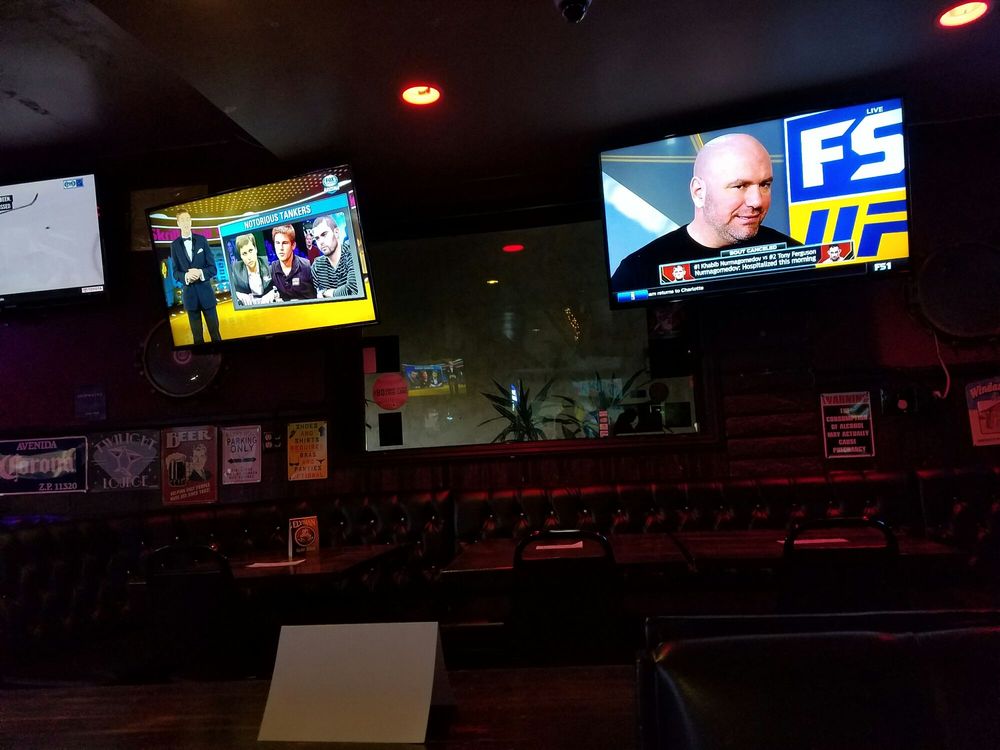 Shipmates Restaurant & Sports Bar - 200 Photos & 372 Reviews - Sports ...