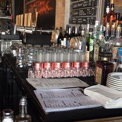 Freedom Brothers Pizzeria & Alehouse - 81 Photos & 172 Reviews - Pizza ...