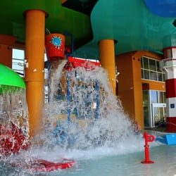 Splash Resort - 72 Photos & 25 Reviews - Resorts - 17739 Front Beach Rd ...