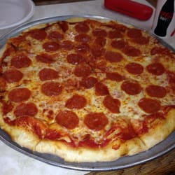 Matos Pizza Burger - Pizza - Calle Soto Espana, San Lorenzo, Puerto ...