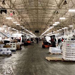 The New Fulton Fish Market - 78 Photos & 14 Reviews - Seafood Markets ...