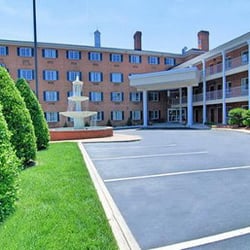 Days Inn by Wyndham Williamsburg Historic Area - 50 Photos & 33 Reviews ...