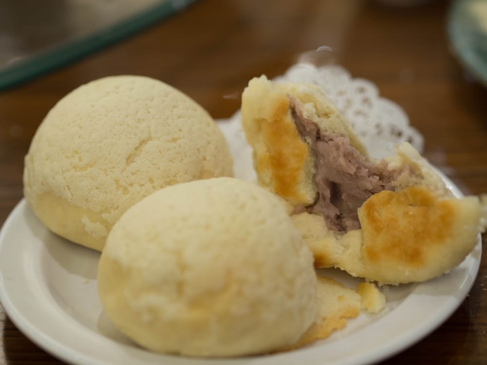 Does anyone have a good recipe for Snow Mountain Taro buns? : r/asianeats