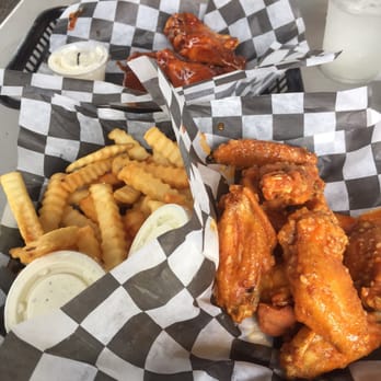 Rachel’s Wing Shack - 67 Photos & 42 Reviews - American (Traditional ...