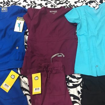 Reina Uniforms - 33 Photos & 40 Reviews - Uniforms - 9931 Gidley St, El ...