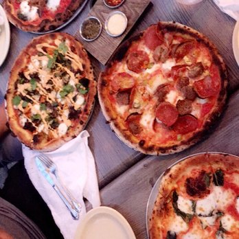 Parlor Pizza Bar - 359 Photos & 702 Reviews - Pizza - 108 N Green St ...