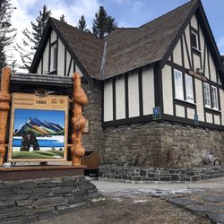 Banff Visitor Information Centre - 17 Photos - Visitor Centers - 224 ...