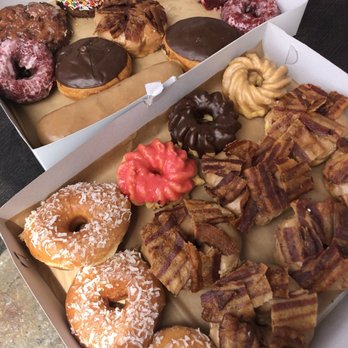 Donut King Hawaii - 506 Photos & 208 Reviews - Donuts - 2919 Kapiolani ...
