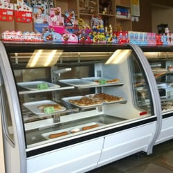 Piroshki House - 42 Photos & 97 Reviews - Bakeries - 14053 Victory Blvd ...