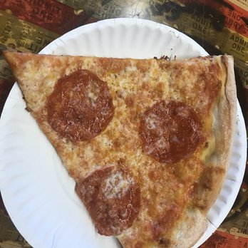 Spicy Pie Pizza - Downtown Fargo - 31 Photos & 47 Reviews - Pizza - 322 ...