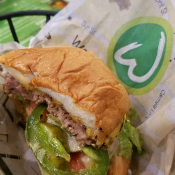 Wahlburgers - 373 Photos & 448 Reviews - American (Traditional) - 1320 ...