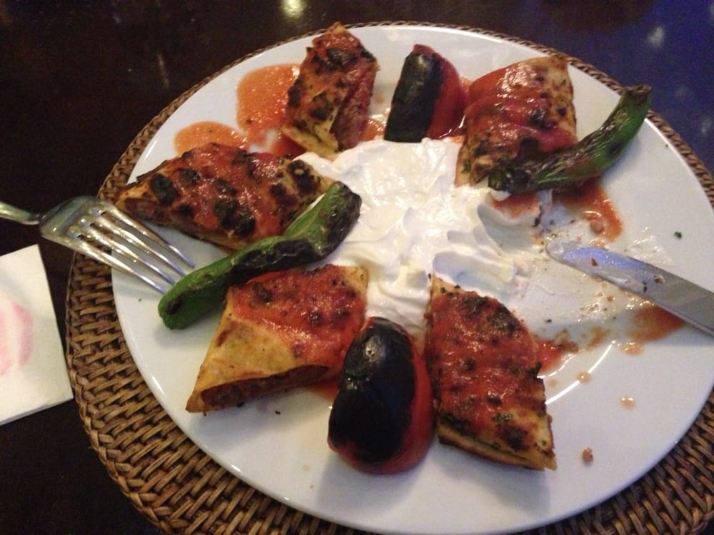 Venge Restaurant - 11 Photos - Turkish - Akasyalı Sok. No: 2, Konaklar ...