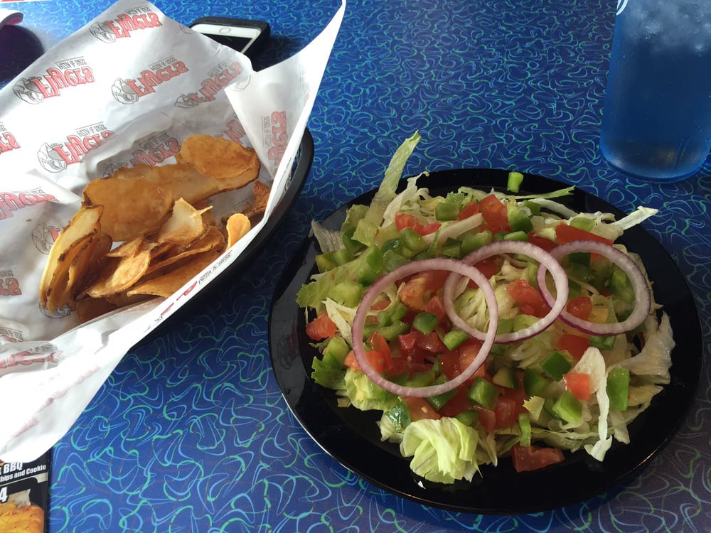 Flyers Pizza & Subs - 18 Photos & 25 Reviews - Pizza - 5634 Hall Rd ...