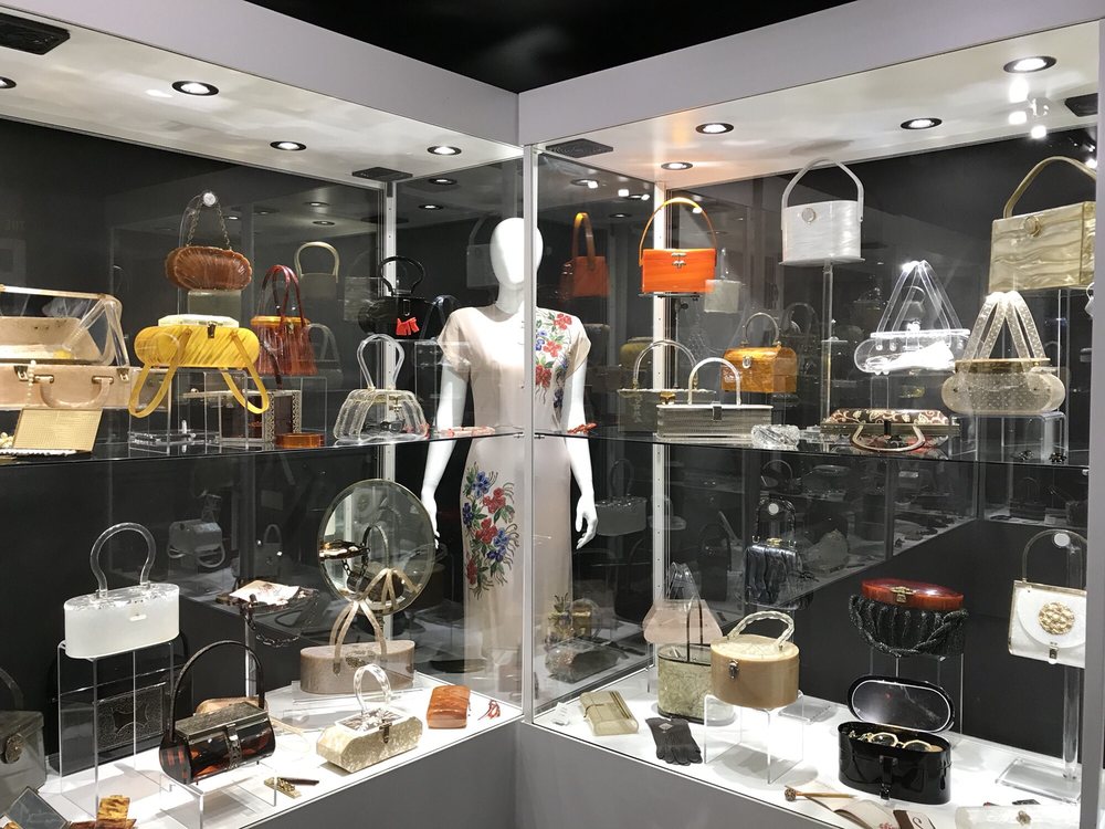 Esse Purse Museum - 27 Photos & 18 Reviews - Museums - 1510 Main St ...