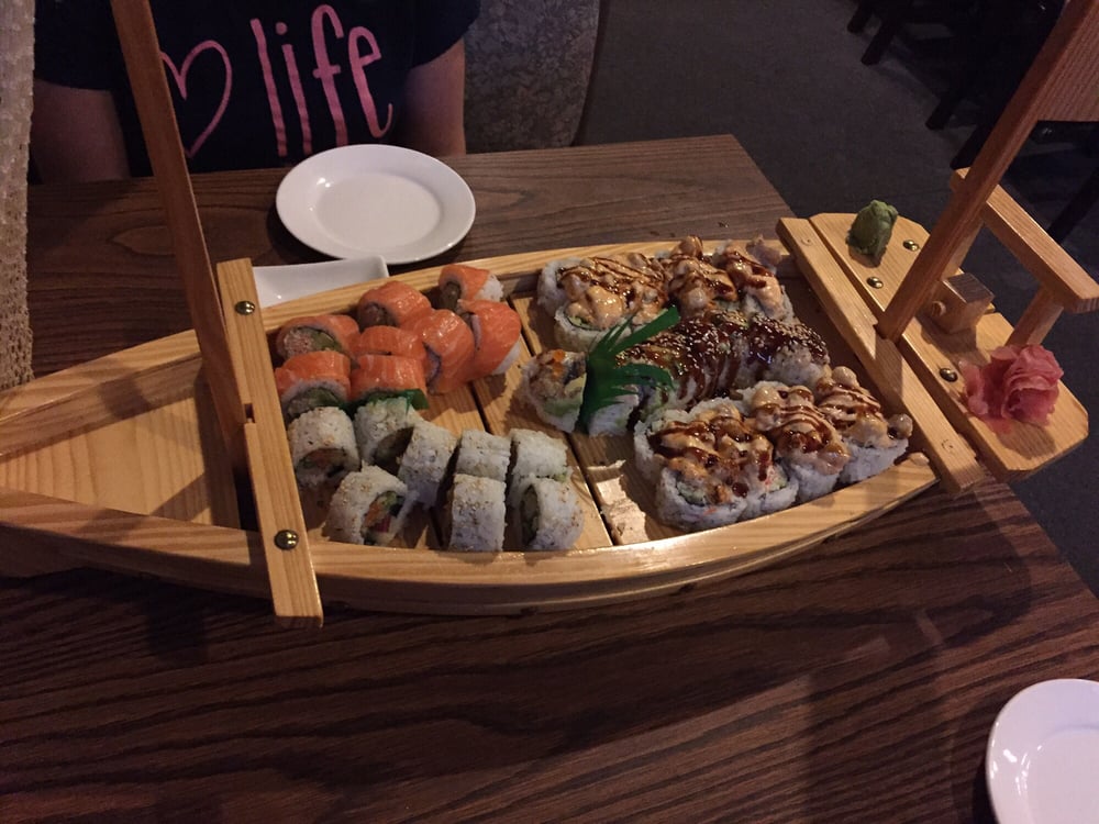 Sushi Tatsu - 166 Photos & 120 Reviews - Sushi Bars - 5725 N Illinois ...