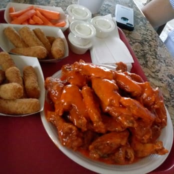 Buffalo Bell - 20 Photos & 23 Reviews - Burgers - 3756 S 6th Ave ...