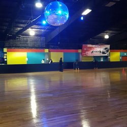 Houston Just Rolling Skating Rink - 20 Photos - Skating Rinks - 7505 S ...