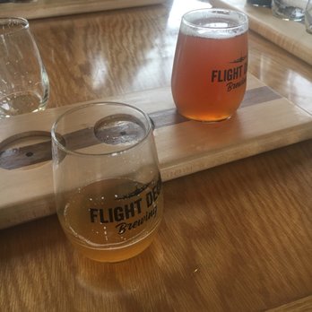 Flight Deck Brewing - 49 Photos & 31 Reviews - Breweries - 11 Atlantic ...