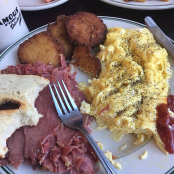 Famous 4th Street Delicatessen - 472 Photos & 432 Reviews - Delis - 700 ...