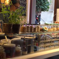 Oh Mon Cake - 78 Photos & 47 Reviews - Desserts - 154 rue Saint -Honoré ...