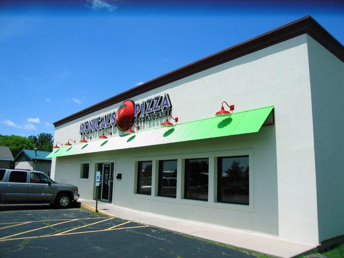 Monical’s Pizza - Pizza - 314 E 1st St, Gibson City, IL - Restaurant ...
