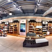 Deckers Brand Showcase - 30 Photos & 13 Reviews - Shoe Stores - 6601 ...