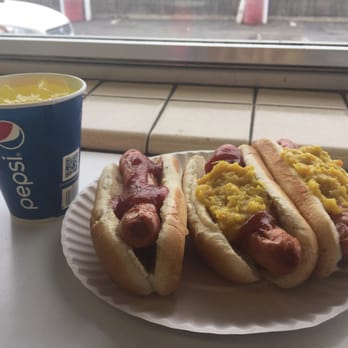 Rutt’s Hut - 341 Photos & 639 Reviews - Hot Dogs - 417 River Rd ...