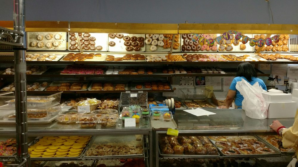 Minos Bakery - 16 Photos & 21 Reviews - Bakeries - 106 W Black Horse ...