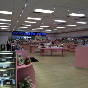 Malley’s Chocolates - 15 Photos & 18 Reviews - Candy Stores - 13400 ...